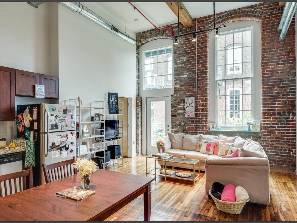 Top 9 Small Venues In Nashville AVVAY top-9-small-venues-in-nashville-avvay