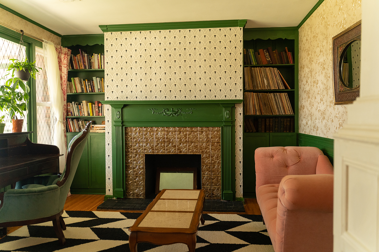 Paper House - Photo Location Video Location