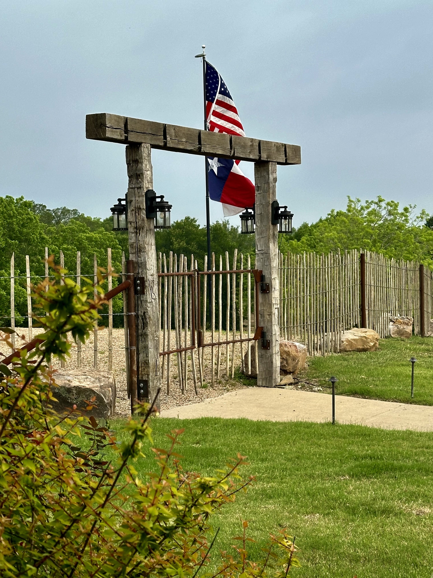 Dallas Photoshoot & Filming Locations For Rent [$25/hr] - AVVAY