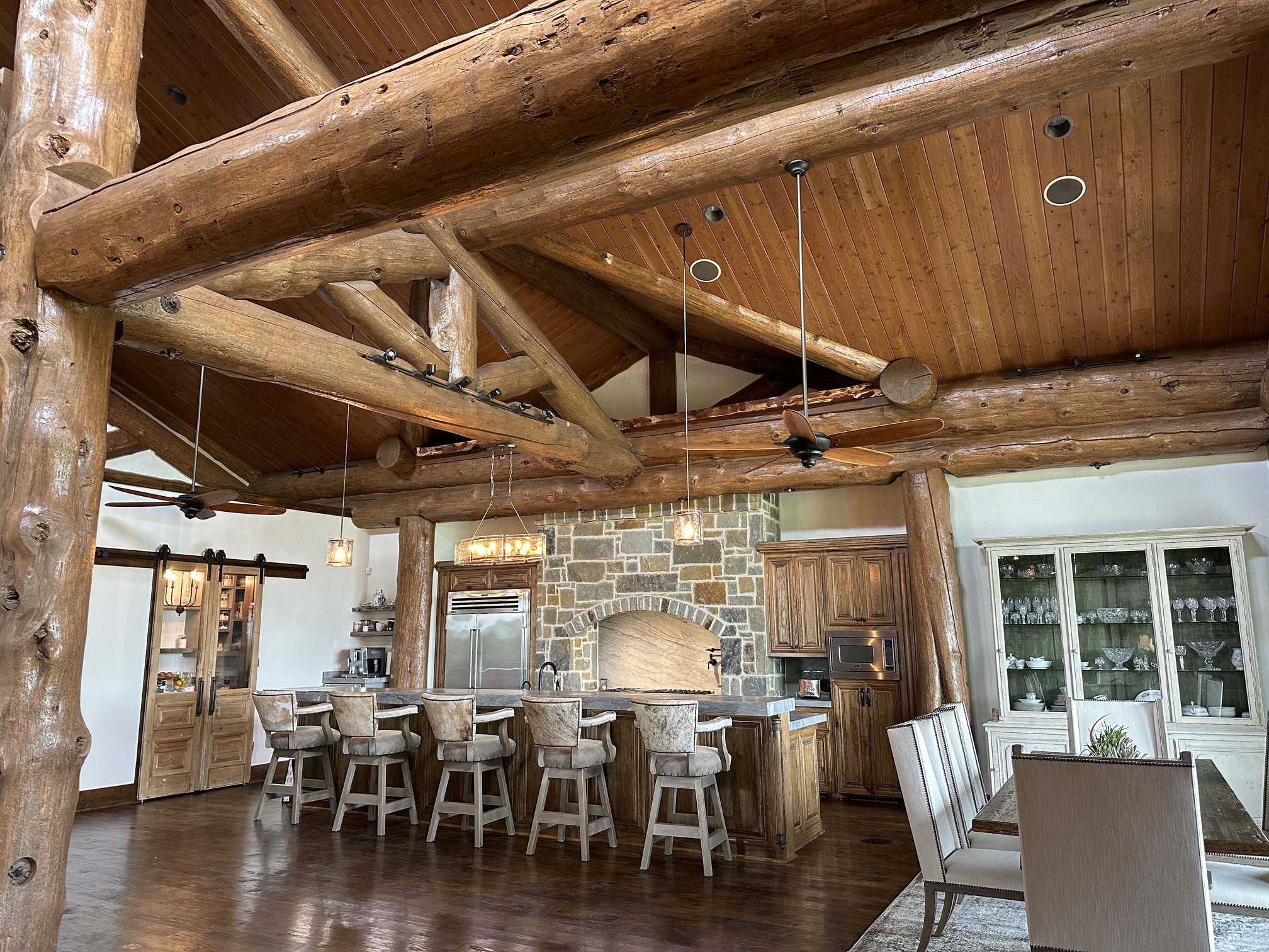 Dallas Photoshoot & Filming Locations For Rent [$25/hr] - AVVAY