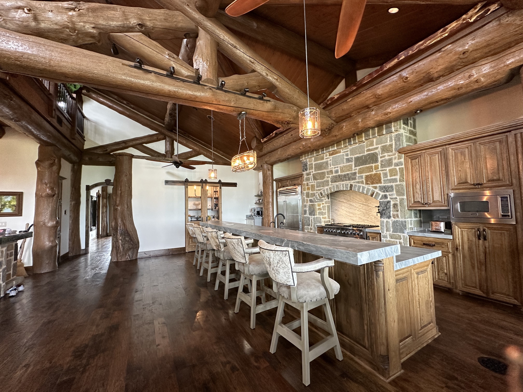 Dallas Photoshoot & Filming Locations For Rent [$25/hr] - AVVAY