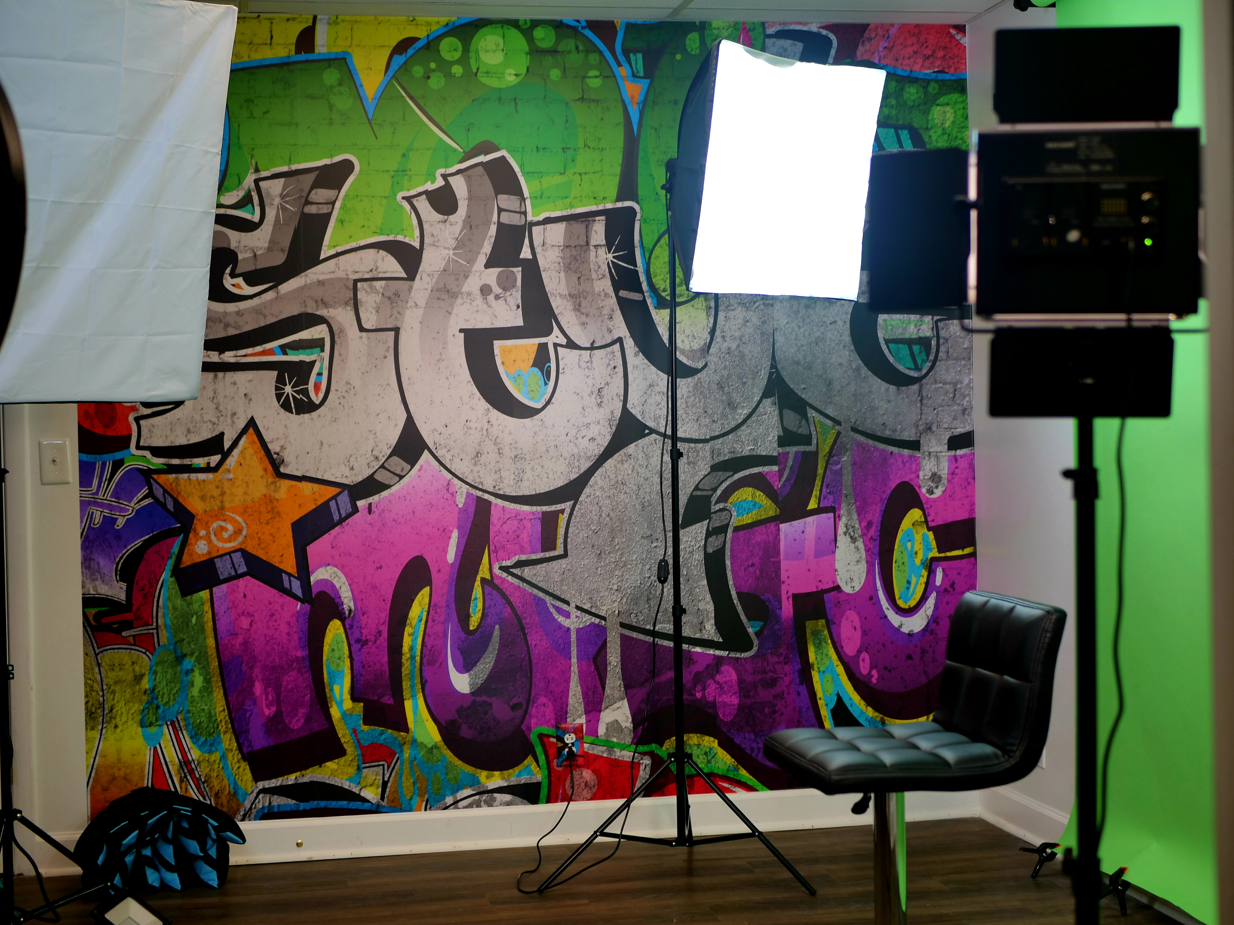 World Boss Studios - photo studio studio location